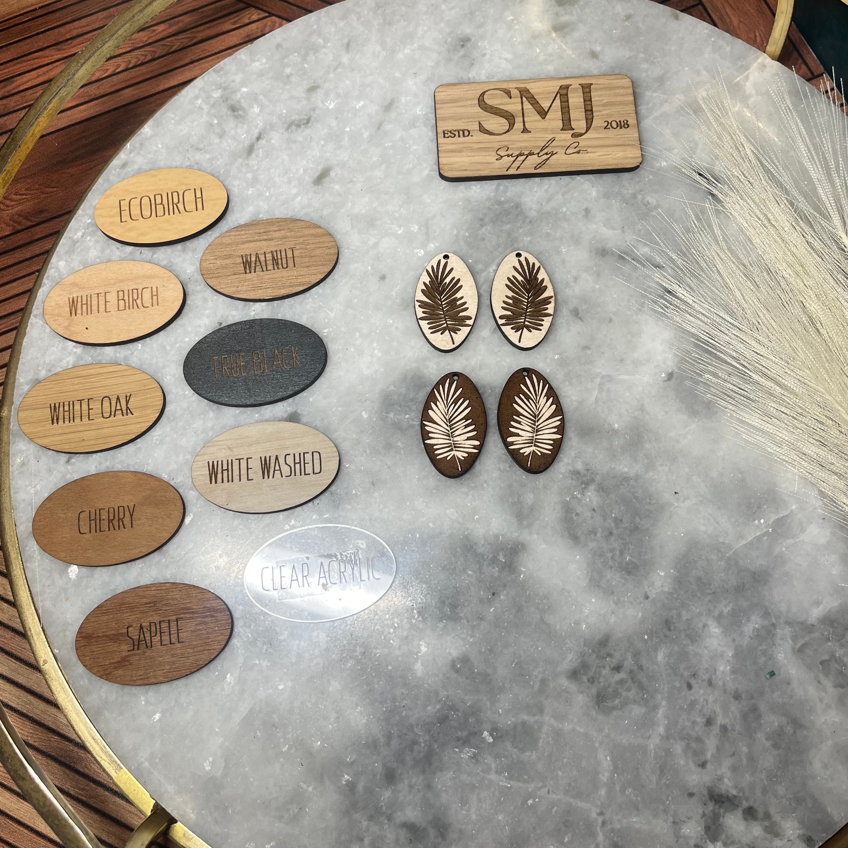 Fern Engraved Oval - 2 STYLES (1 Pair) – Southern Magnolia Jewelry and Co.
