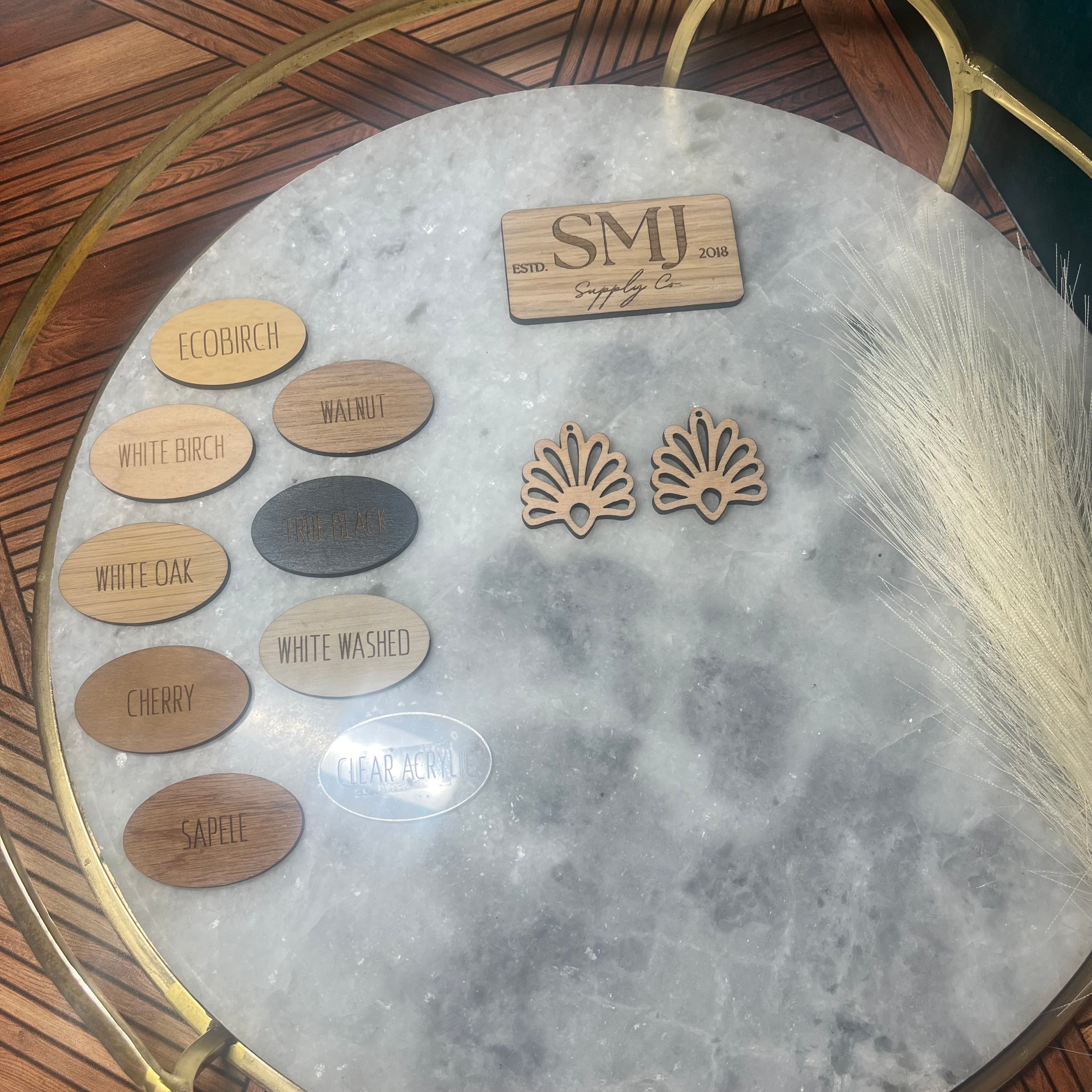 Inverted Scallop Cutout (1 Pair) – Southern Magnolia Jewelry and Co.